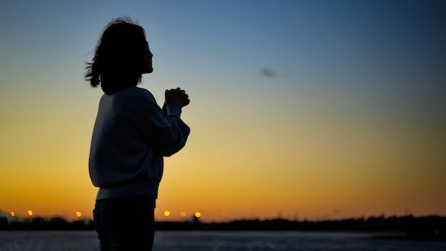 What Is Being Raptured Before the Disasters? How Can We Become Overcomers?